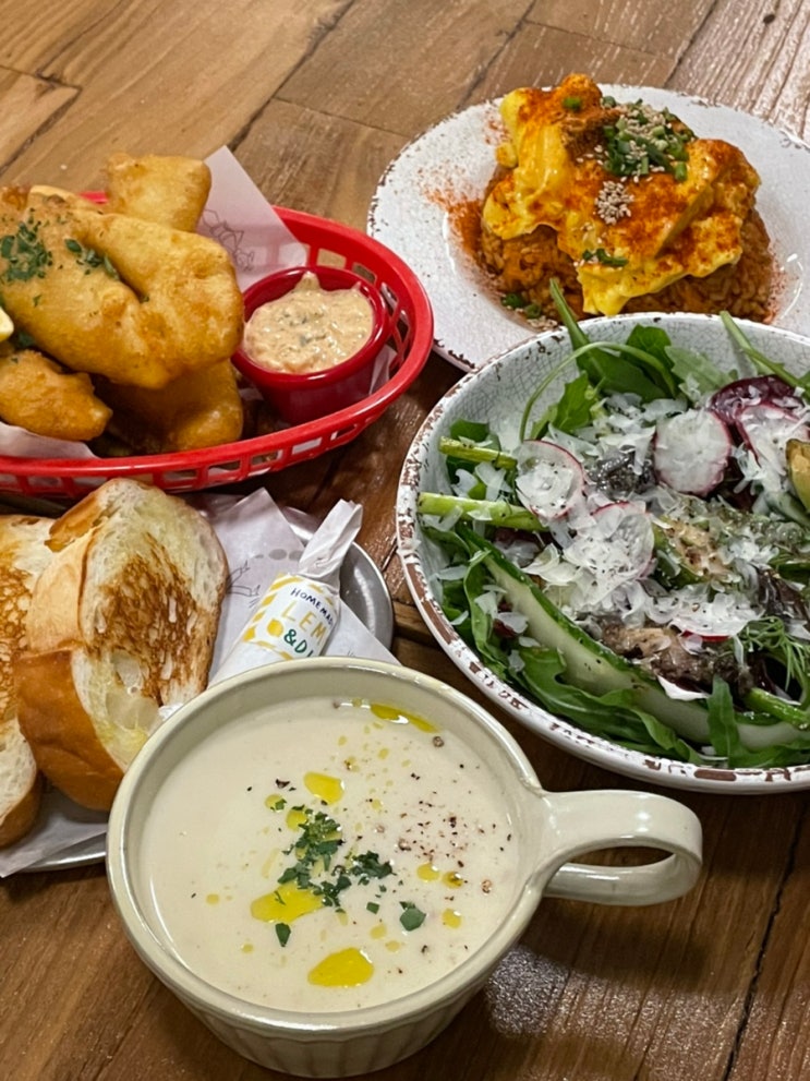 창원 가로수길 맛집 카페 비추천 썬댄스 밀집 네이버 블로그