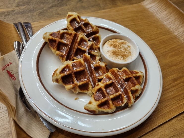 선정릉카페 크로플이 맛있는 후기 ️ 네이버 블로그