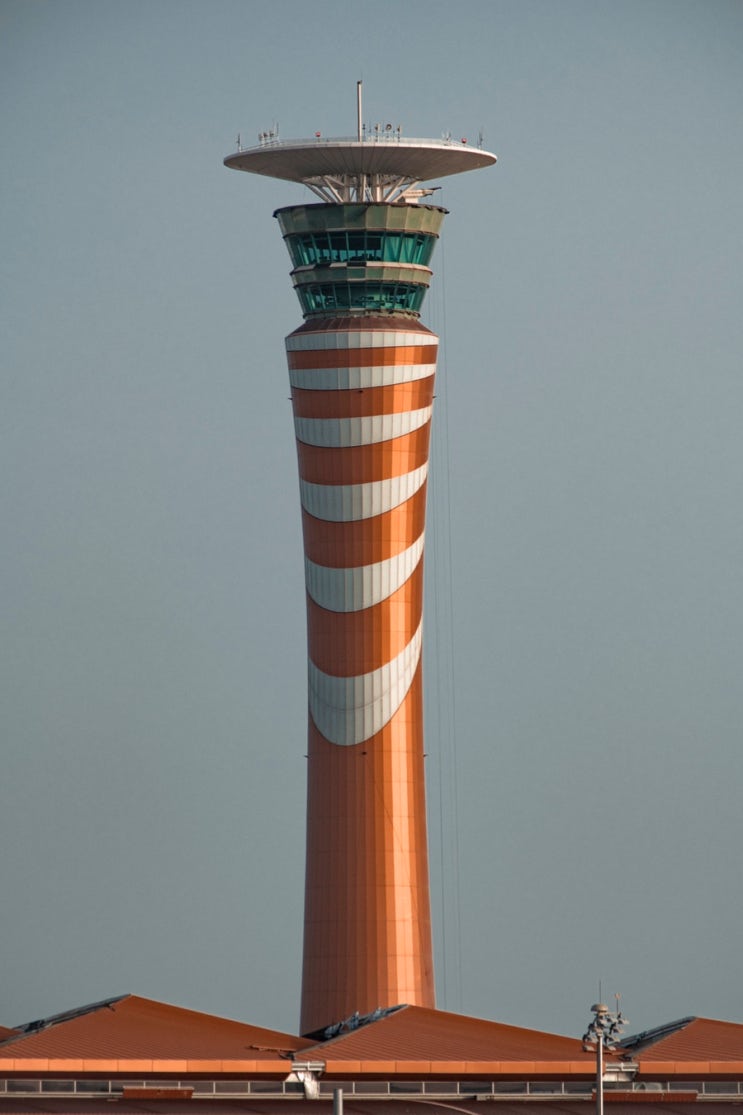 [항공 뉴스] 세계에서 가장 높은 공항 관제탑은? / The World's Tallest Air Traffic Control ...