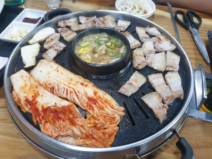 마포구청맛집 육즙이 죽여주는 생오겹살 돼지왕갈비 연말단체모임하기 좋은 고기집 성산동맛집 성원골 네이버 블로그