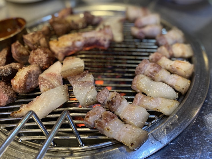 제주 성산 맛집 성산일출봉 흑돼지 맛집 연탄 불로 굽는 돈이랑 성산점 네이버 블로그