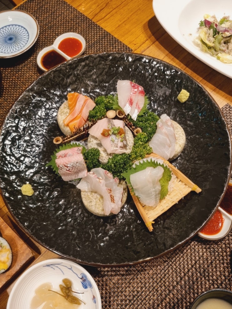 여의도 맛집 두툼한 회와 다양한 메뉴로 회식과 상견례로 좋을 화담 네이버 블로그