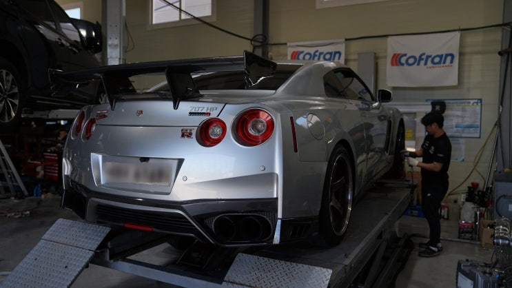 뜨거운 남자의 자동차 NISSAN GTR : 네이버 블로그