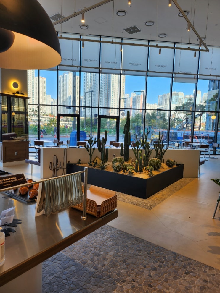 동탄 곤트란쉐리에 라크몽 카페 : 네이버 블로그