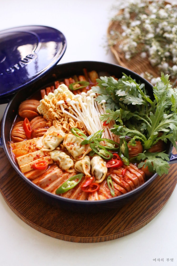 부대찌개 황금레시피 햄 재료 부대찌개 양념장 만드는법 육수 햄찌개 저녁메뉴 추천 네이버 블로그