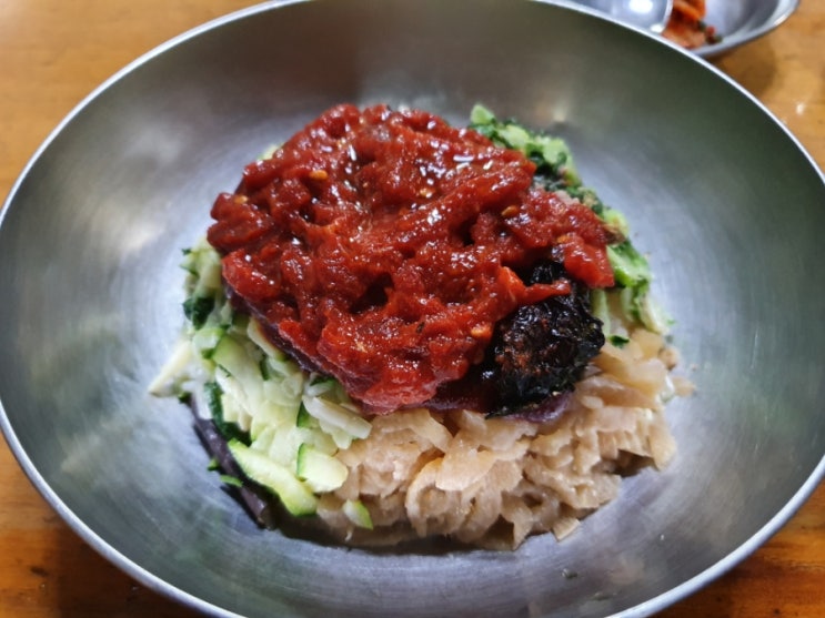 진주 육회비빔밥 맛집 제일식당 알게 된 계기지리산 단풍구경 남강유등축제 위치중앙유등시장 내부 및 외부 모습