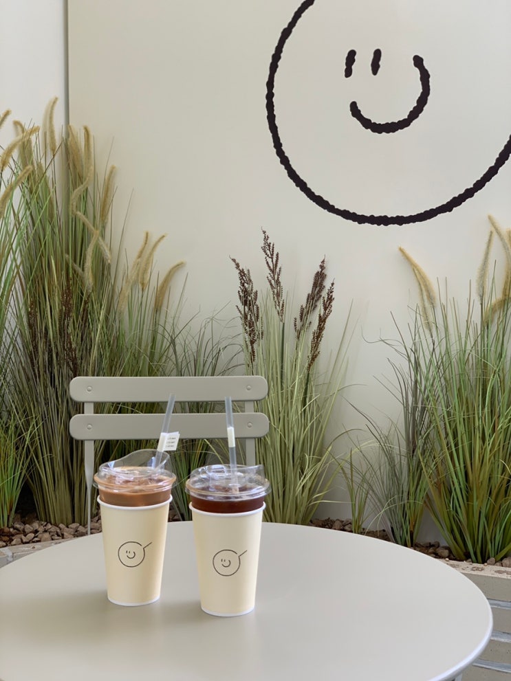 송정역 앞 귀여운 수제도넛 Onut 오넛 카페 : 네이버 블로그