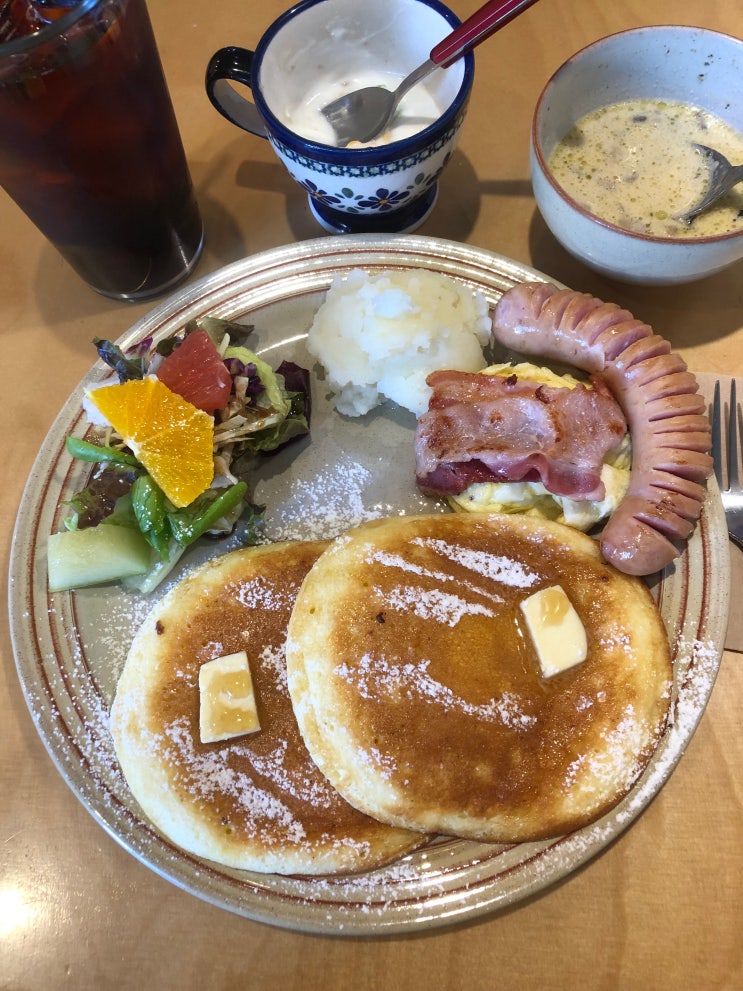 홍대 ”버터밀크 긴 웨이팅에도 인기 많은 가성비 팬케이크 맛집 네이버 블로그