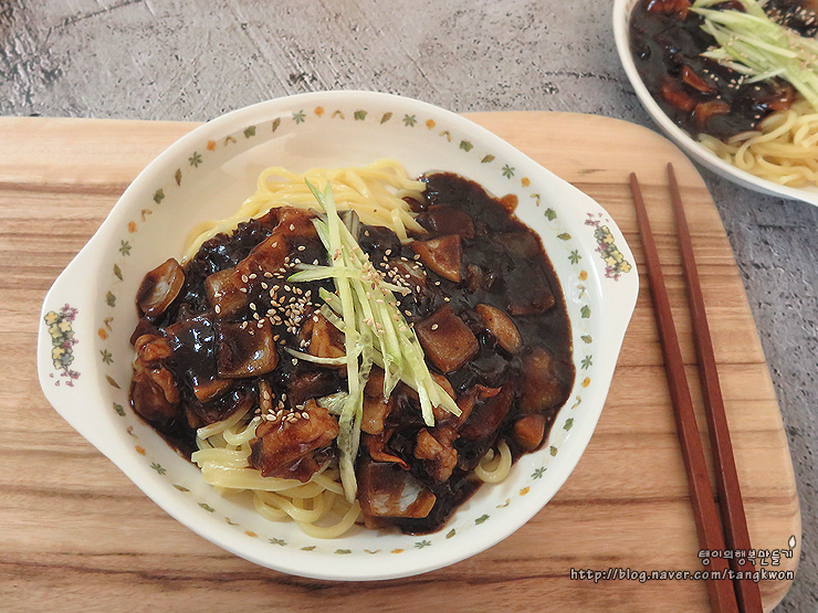 새우 짜장면 시판 짜장면에 재료를 더한 풍성한 맛의 짜장면 쉽게 만들기 : 네이버 블로그