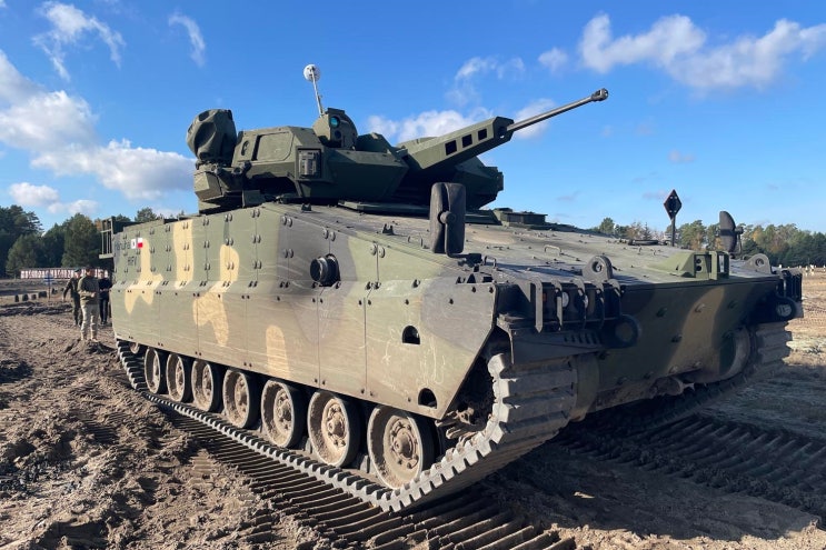 미 육군, OMFV(Optionally Manned Fighting Vehicle, 차세대 보병전투장갑차) 프로그램 3, 4단계 ...