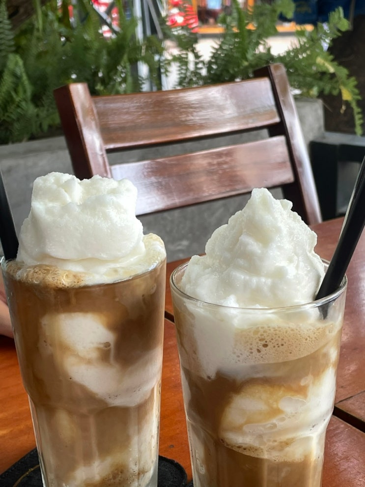 [나트랑] CCCP COFFE + 해피반미브래드 + 서울이발관 + 엘스토어 + 야시장 + 톰79 후기 : 네이버 블로그