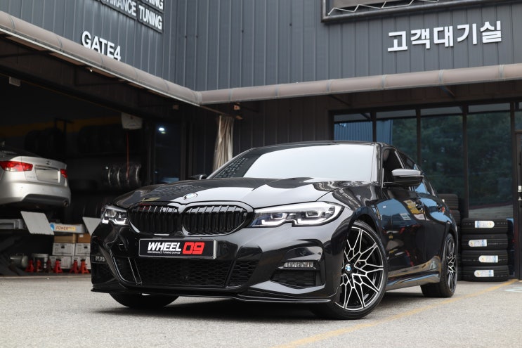 BMW 3시리즈휠, G20휠튜닝은 존재감 뽐내는 826M휠 : 네이버 블로그