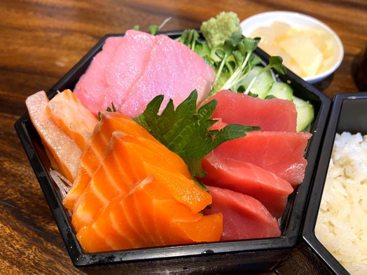 매봉역맛집 카이센동 먹고 싶을 땐 우니맛집 도곡스시로 우니 사케동 혼마구로 사케동 네이버 블로그