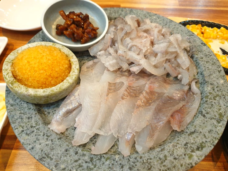수원시청역 맛집 싱싱하고 고소한 못난이 세꼬시회 그리고 쭈꾸미 네이버 블로그