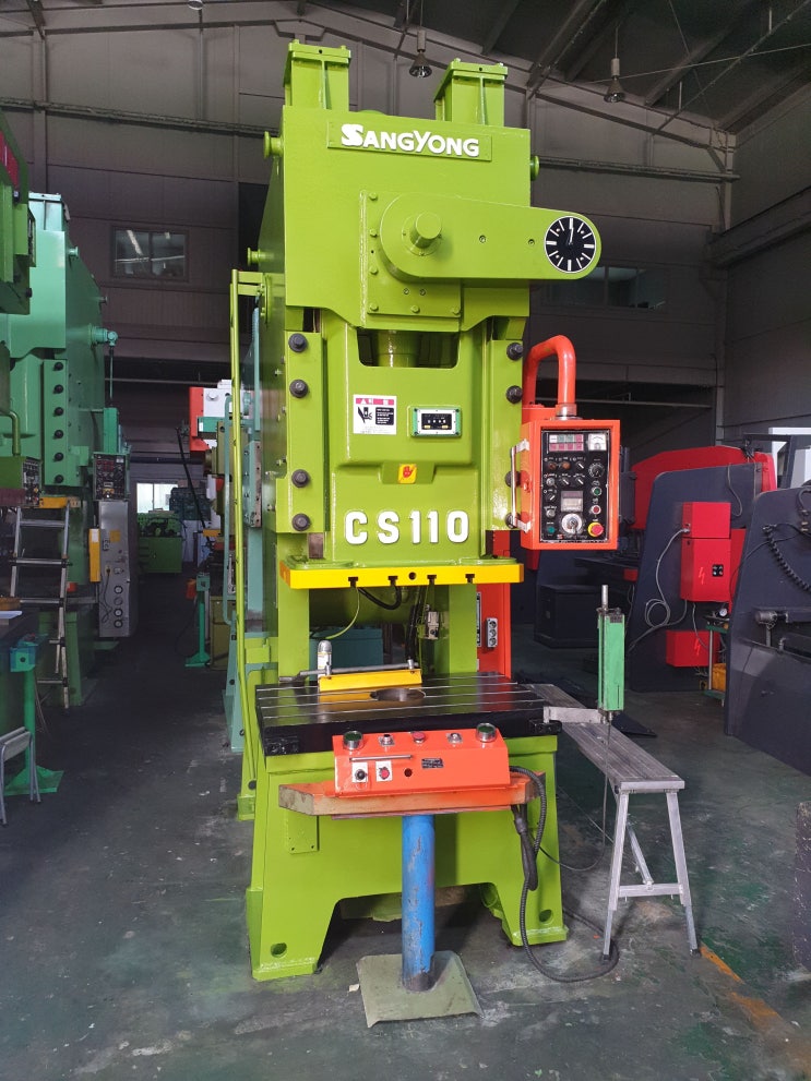 [판매 완료][CS중고프레스] 쌍용 CS-110톤 프레스 (↧180, ↨380, ±100, 50) #spm30 #서울프레스 ...