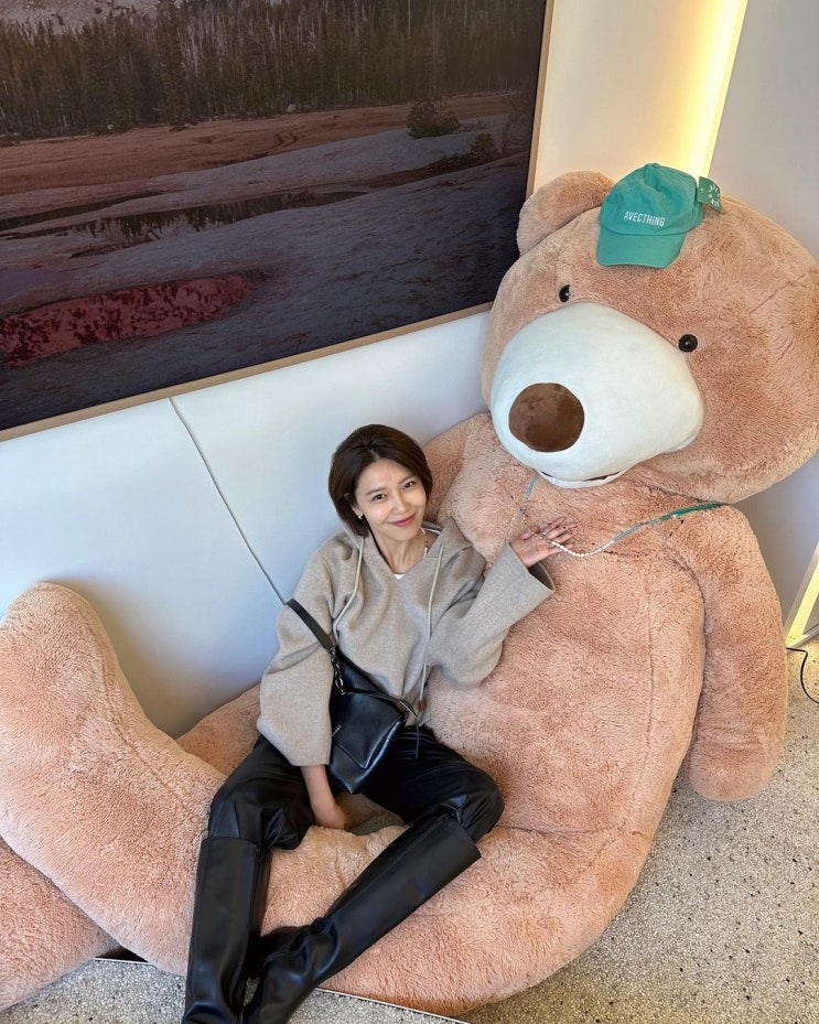 수영 인스타그램 패션 가방 루에브르 숄더백은 삭 드 일레브 네이버 블로그