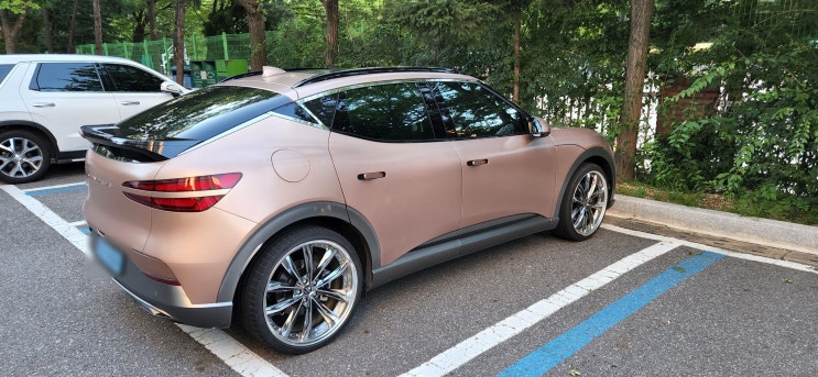 ev6 차주가 타본 제네시스 Gv60 롱 레인지 2wd 후기.(feat. 웨즈 크란제 그라벤 22인치 휠) : 네이버 블로그