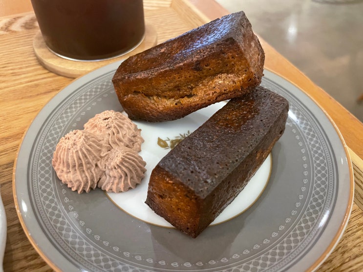 카페 3 범계역 카페 추천 카페 반다이크 범계 디저트 맛집 평촌 디저트 카페 추천 까눌레 맛집 네이버 블로그