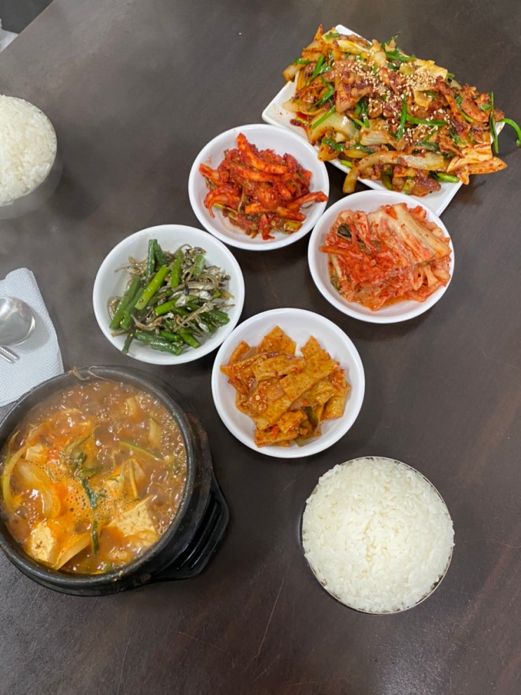 서울 강서구 우장산역 푸짐한 양을 자랑하는 제육볶음 백반 맛집 충북식당 네이버 블로그