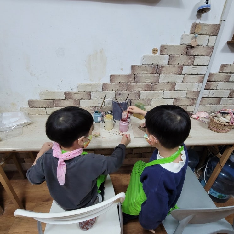 부천 도자기 공방토토흙이야기 어린이 도자기 체험학습연필꽂이 캔들홀더 만들기 네이버 블로그