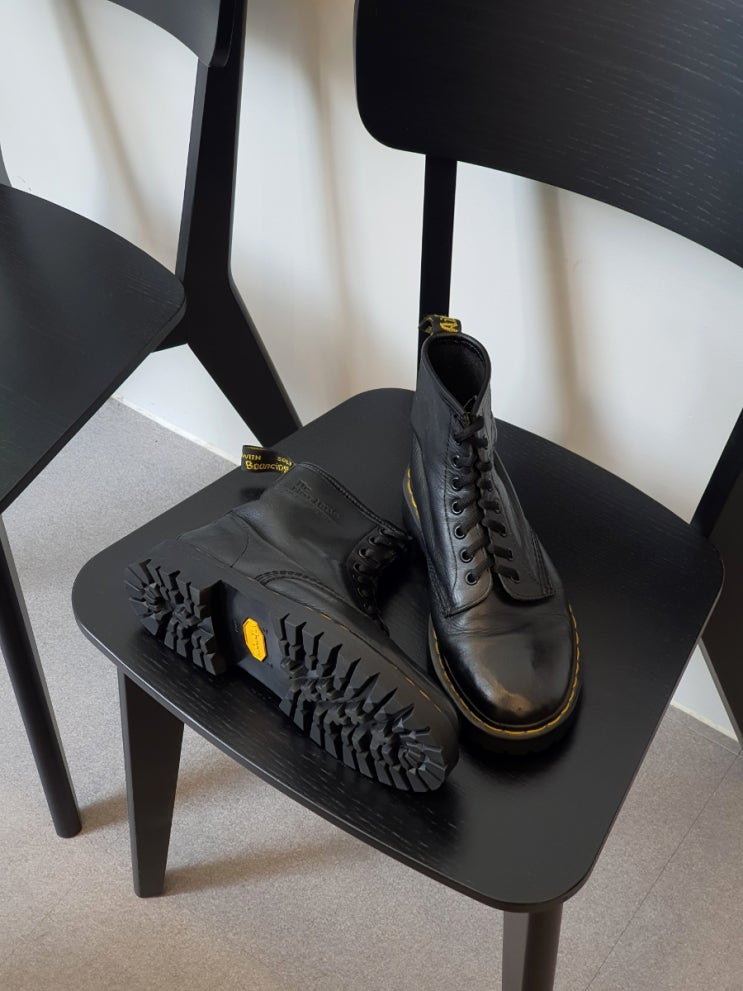 닥터마틴 비브람 1149 리솔(전창교체) l 쿠츠리페어 : 네이버 블로그