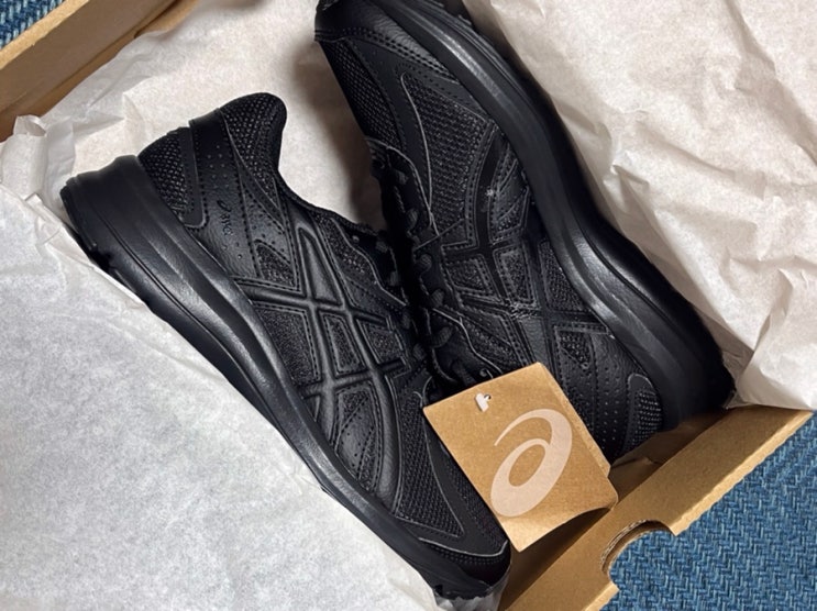 날라다니기 가능. 발편한 운동화 아식스 조그 100s 블랙 내돈내산 구매후기 : 네이버 블로그