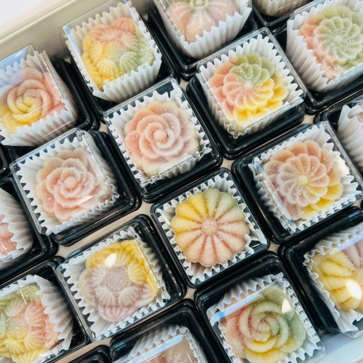 부산 이색답례품 눈으로 맛으로 일석이조 상견례 답례선물로도 인기만점 디저트 아이스월병 네이버 블로그