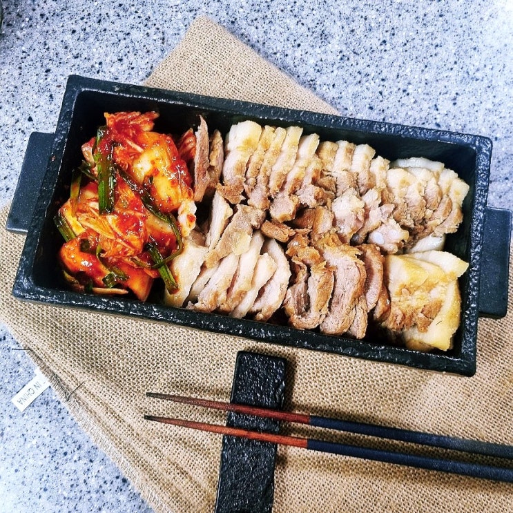 저수분수육만들기 무쇠솥으로 만드는 통삼겹요리 보쌈만드는 법 네이버 블로그