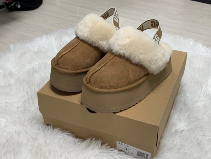 어그 UGG 펀케트 체스트넛(베이지)240(US7)사이즈 후기,착샷 : 네이버 블로그
