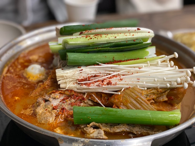 서대문역 맛집 한옥집 김치찜 서대문본점 김치 등뼈찜 후기 네이버 블로그