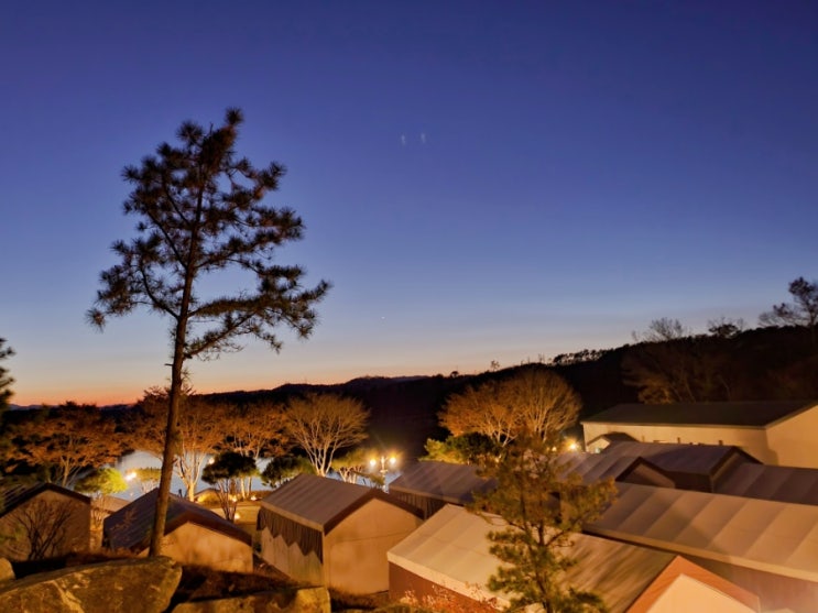 뷰 맛집 더 오창호 글램핑장에서 불멍:VIP C-4예약 : 네이버 블로그