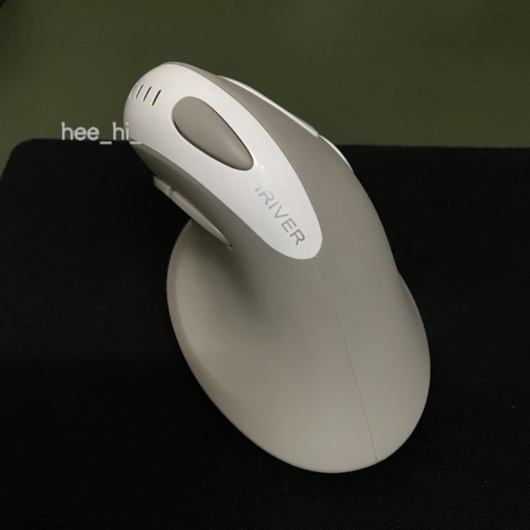 아이리버 버티컬 마우스 EQwear-EV3 후기 (사용감, 무게, 무소음, 멀티페어링 등) : 네이버 블로그