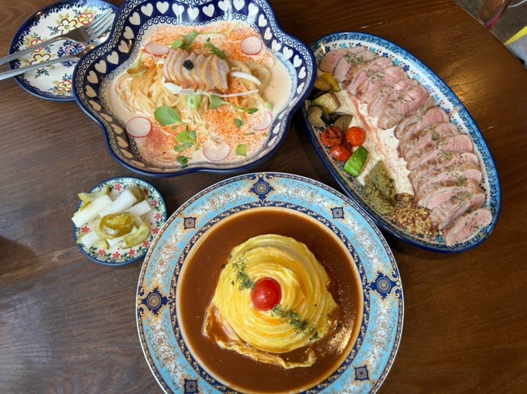 연남동 양식맛집 데이트 하기 좋은 연남취향 항정매콤크림파스타수비드포크스테이크회오리오므라이스 네이버 블로그