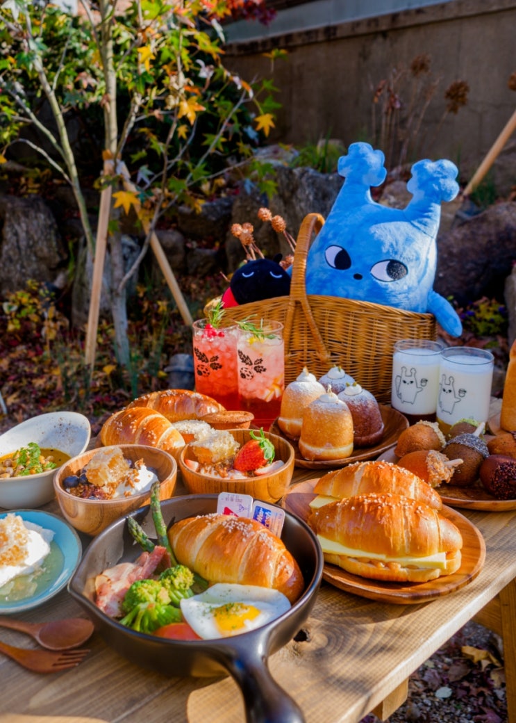 안국역 브런치 맛집인 지브리 감성 가득한 도토리가든 카페 2호점 방문 후기 : 네이버 블로그