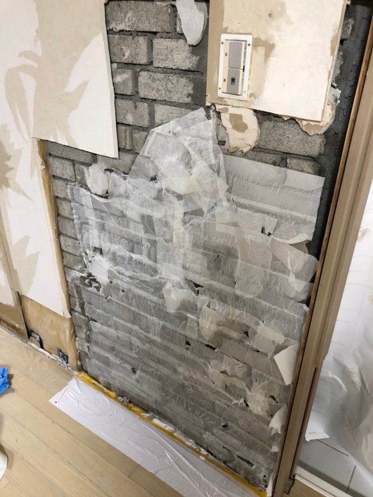 철거 석고보드 욕실 벽 석고보드 철거 모서리 벽 석고보드 철거 곰팡이 원인 알아냄 네이버 블로그