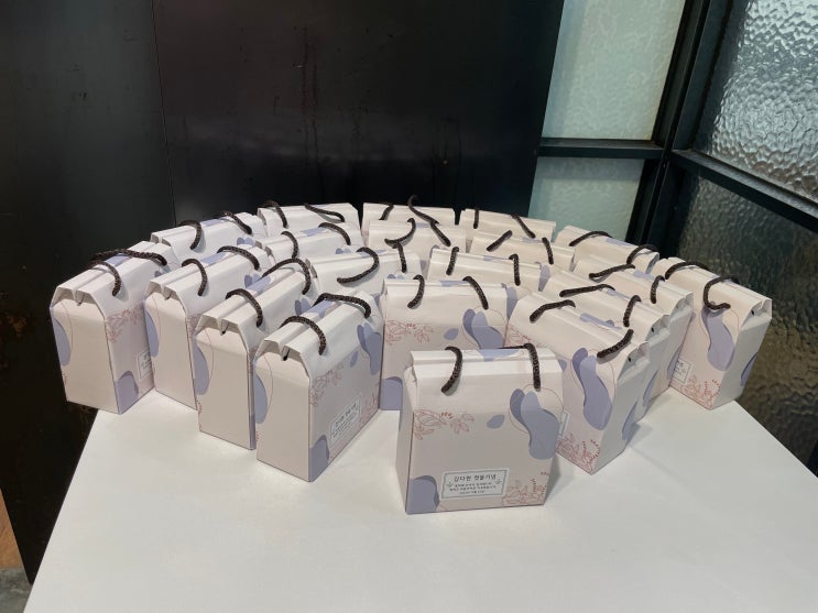 식당에서 가족끼리 밥 먹으려다 산본돌잔치 플로렌스에서 생일 마무리했어요~ 네이버 블로그