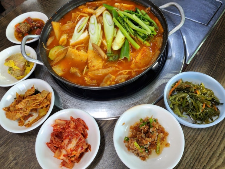 협찬×이천 신둔 사음동 점심 맛집 직장인 점심메뉴 추천 식당배달and매장이용 가능얼큰하고 고소한 소곱창전골이 기가막히는