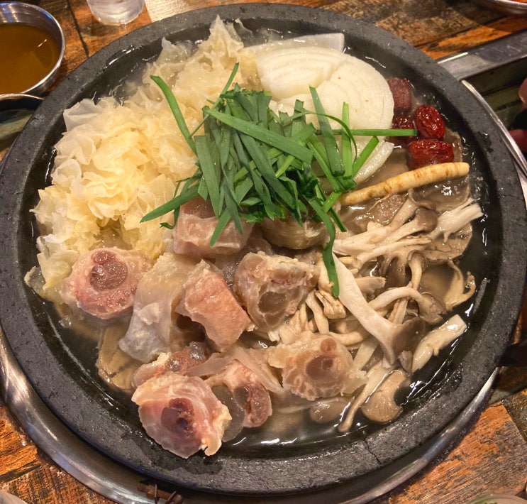 동남집 도가니 수육 곰탕 참 잘하는 서구청 맛집 추천 네이버 블로그