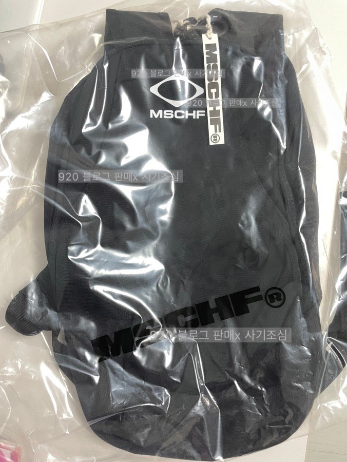 [MSCHF] 미스치프 롬버스 백팩 블루 그리고 블랙 후기 RHOMBUS BACKPACK_BLUE, BLACK REVIEW ...