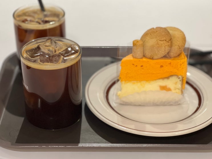 썸띵어바웃커피 강남역카페 신논현카페 베이커리 황치즈케이크 네이버 블로그