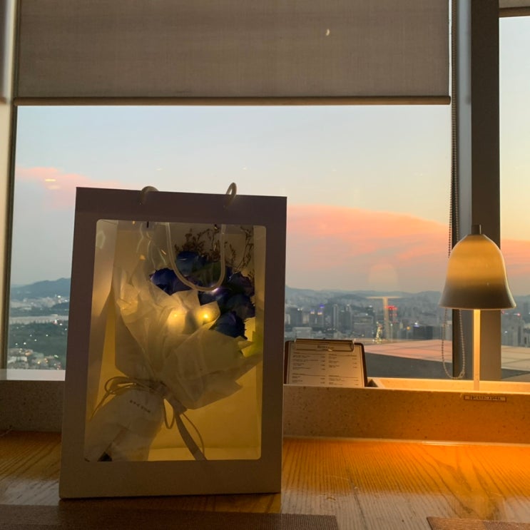 남산타워 전망대 레스토랑 더 플레이스 다이닝 기념일에 가기좋은 레스토랑 예약 주차 한강뷰 노을뷰 야경뷰 맛집 네이버 블로그