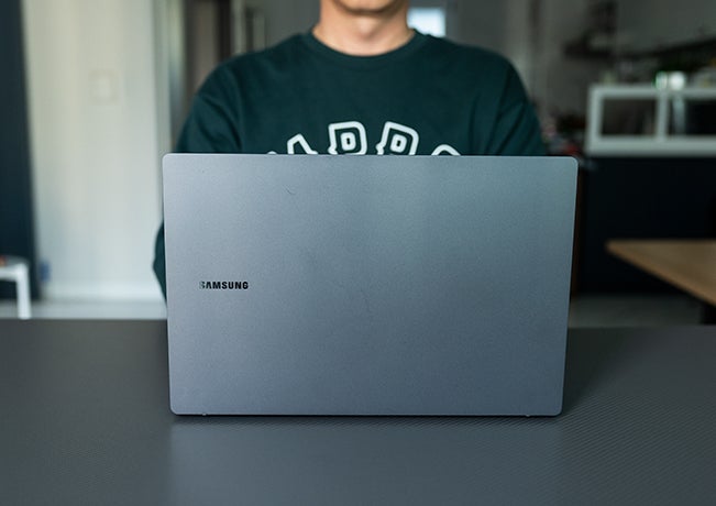 대학생노트북추천 삼성 갤럭시북2 NT550XED-K78A 연말 선물로 어때? : 네이버 블로그