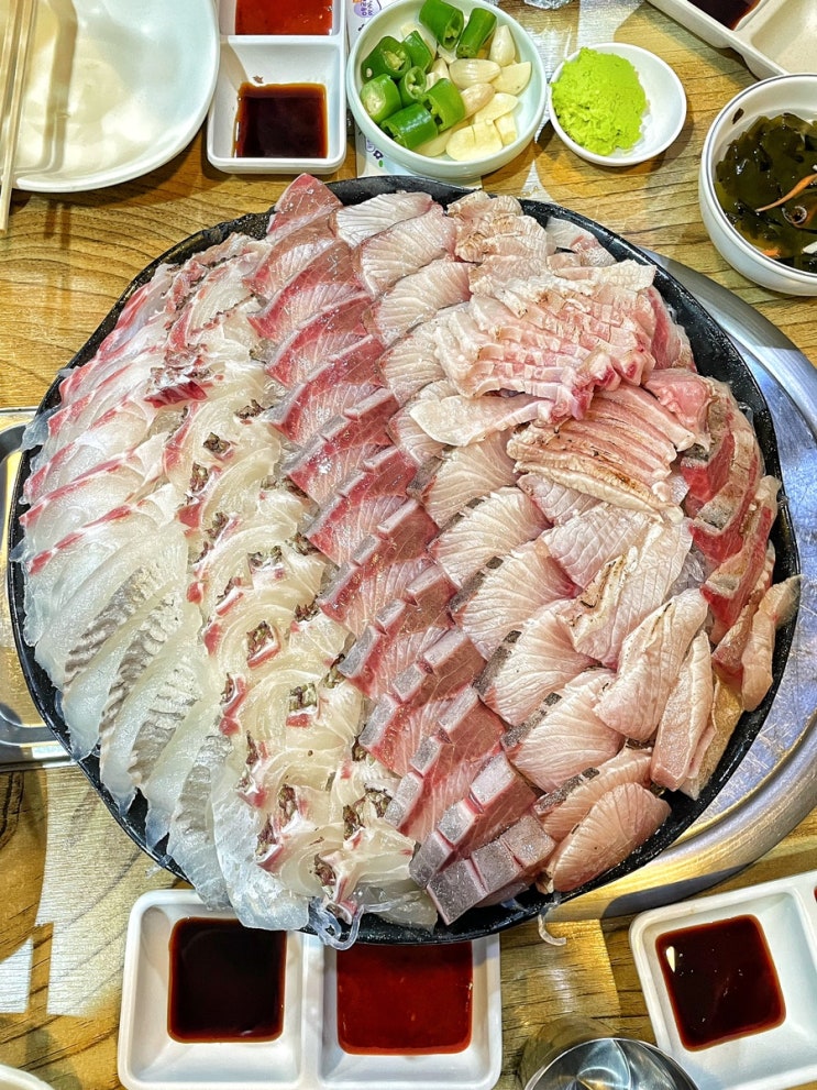 대방어 서울 맛집으로 유명한 강남 역삼역 인근 방어 제철 맛집 강남보물섬 부위별 상세 설명까지 네이버 블로그