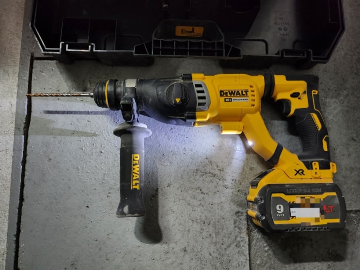 #디월트로터리해머드릴 (DCH263) : 네이버 블로그