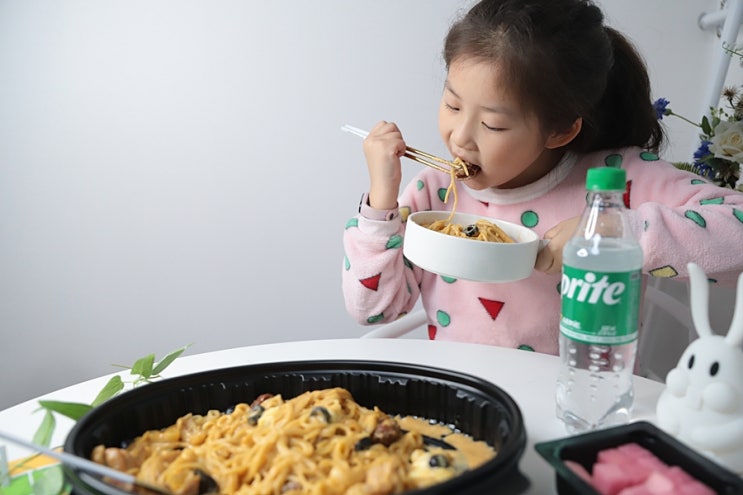 박주영찜닭 두찜 미니언즈 콜라보 우리집도 시켜봤네요 네이버 블로그