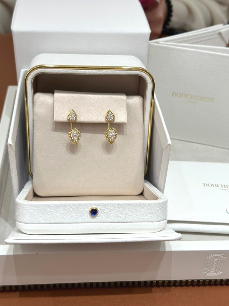 Boucheron - 부쉐론 쎄뻥 보헴 다이아몬드 스터드 이어링 : 네이버 블로그