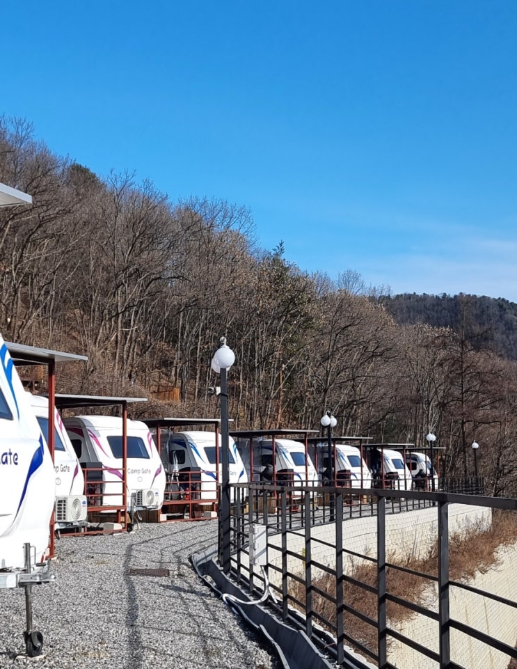 가평캠핑장 캠프 게이트의 카라반에서 1박2일 여행청평호수 뷰 네이버 블로그