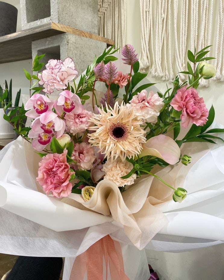 대전생일꽃다발 대전 둔산동꽃집 플로스유화 Yuhwaflowerflors 네이버 블로그