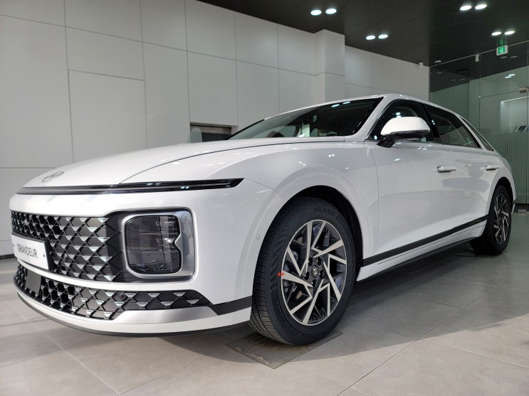 디올뉴그랜저 GN7 전시차 리뷰 : 네이버 블로그