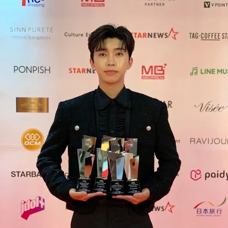 임영웅 2022 AAA(Asia Artist Awards) 4관왕 축하해웅 : 네이버 블로그